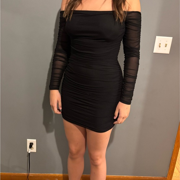 Windsor | Dresses | Windsor Black Offshoulder Mini Dress | Poshmark